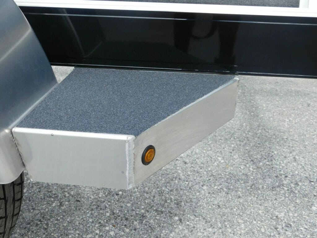 Custom Step Pads-PI4025-1 -CUST STEP W/NON-SKID [ LF &RR] - Owens & Sons